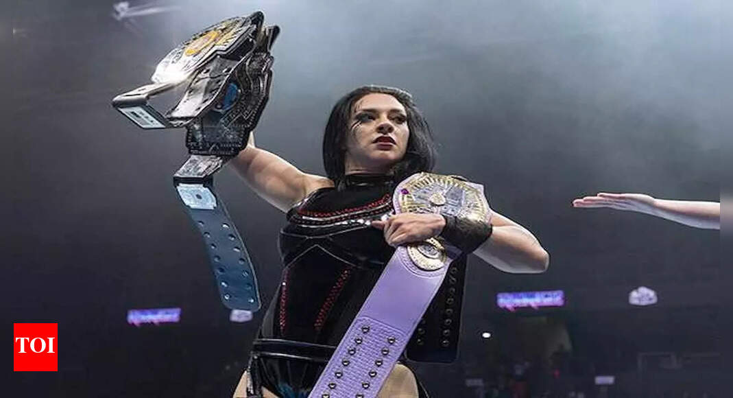 WWE & AEW send contracts to rising International star | WWE News ...