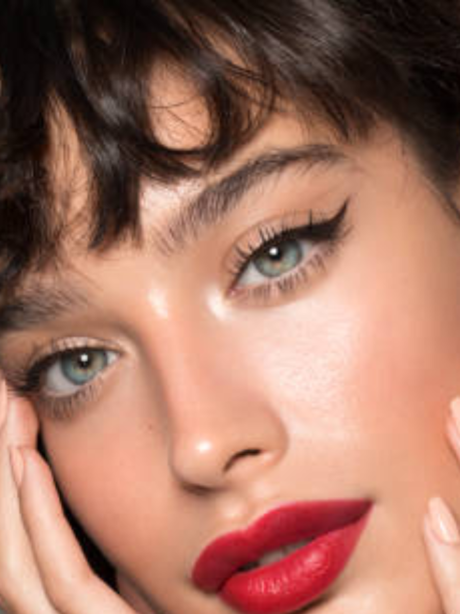 Tips For Perfect Winged Eyeliner: Here's How To Master Winged Eye ...