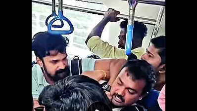 Metro Train: Two Men Fight in Viral Metro Train Video | Bengaluru News ...