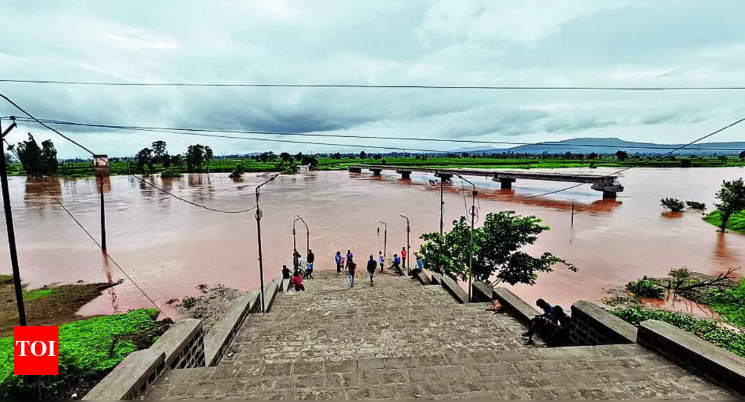 Rain: No rain in Kolhapur city, Panchaganga river level drops 3ft in 24 ...