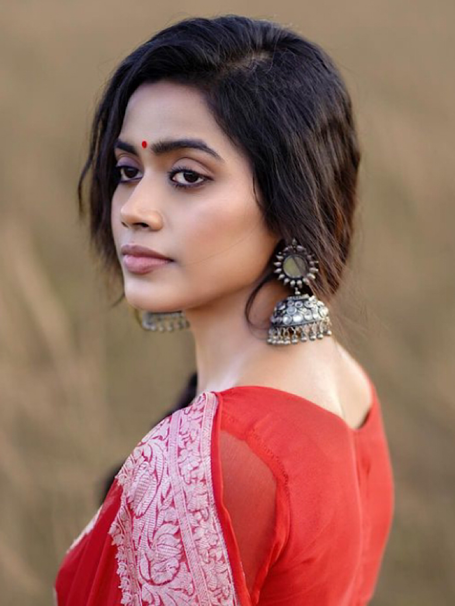 In pics: Saree Tales by Tharshika | Times of India