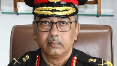 Lieutenant General Shankar Narayan takes charge of Army research and referral hospital Delhi ...