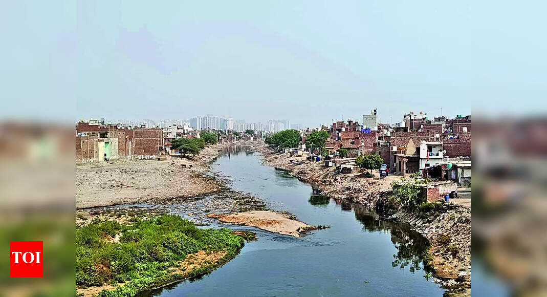 Ghaziabad Municipal Commissioner: UP Pollution Control Board files case against Ghaziabad ...