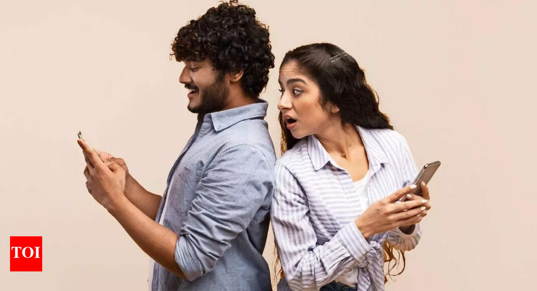 Signs of Micro-Cheating in Relationships | - Times of India