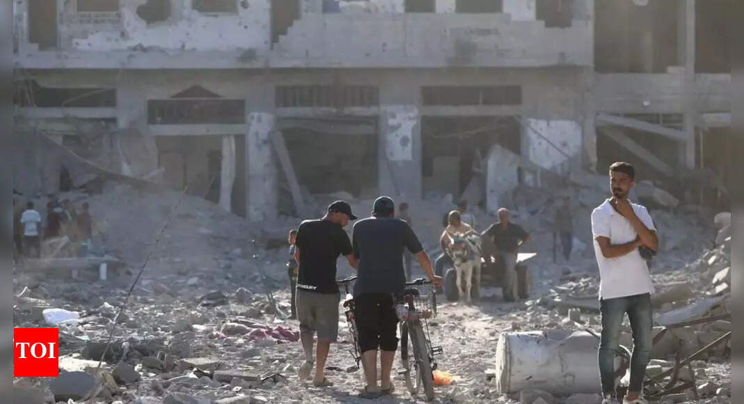 Gaza: 'Everyone in Gaza': IDF urges Palestinian citizens to leave ...