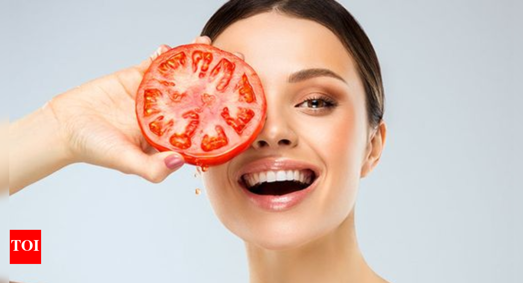 How to use leftover tomato in your beauty routine | - The Times of India