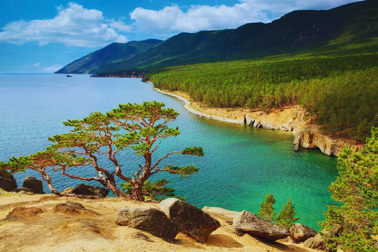 From monsters to giants; 5 lakes with fascinating myths and legends ...