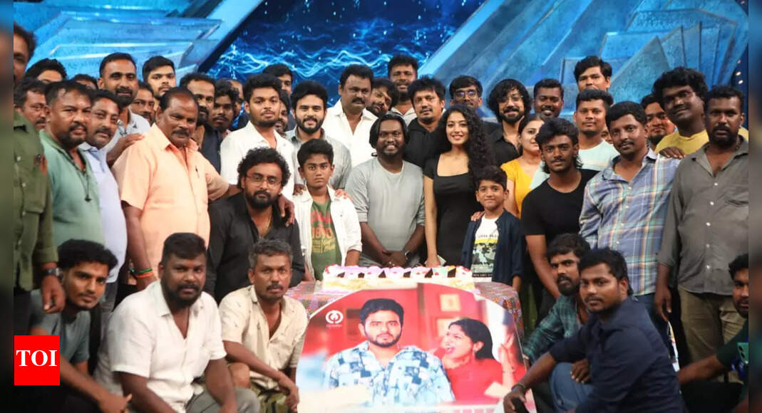 RJ Vijay & Anjali Nair's 'Wife' shooting wrapped up | Tamil Movie News ...