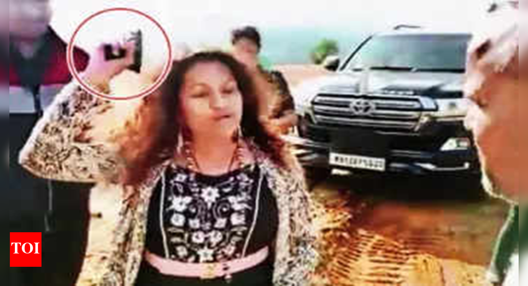 Firearm Licence: IAS Officer's Mother Faces Gun Licence Cancellation ...