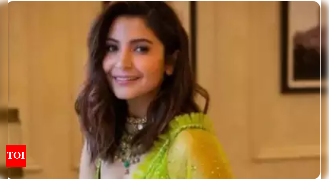 Anushka Sharma attends kirtan by Krishna Das in London; shares pic | Hindi Movie News - Times of ...