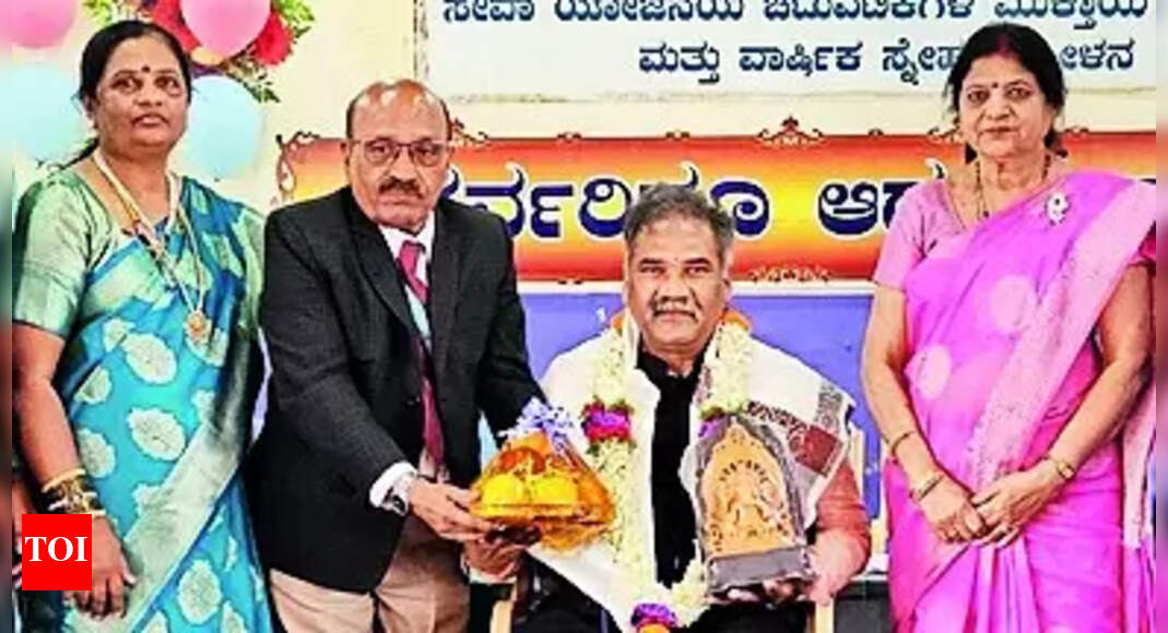 Success: Shun inferiority complex: CVSV Prasad - Dream big and work ...