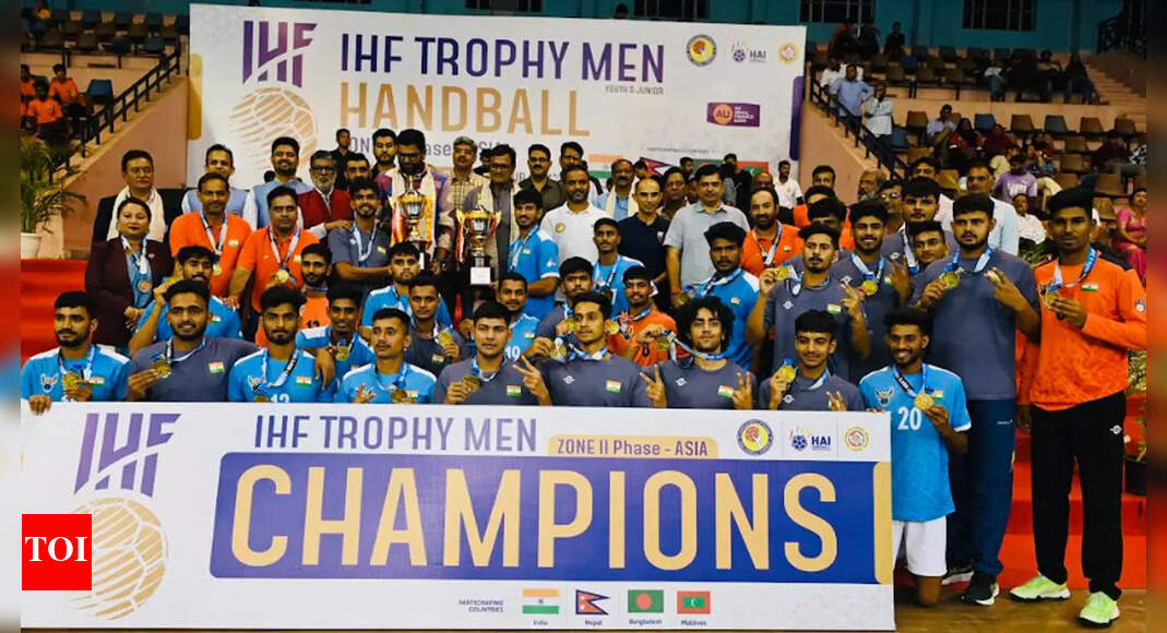 India beat Bangladesh in both finals to sweep four-nation IHF Trophy ...