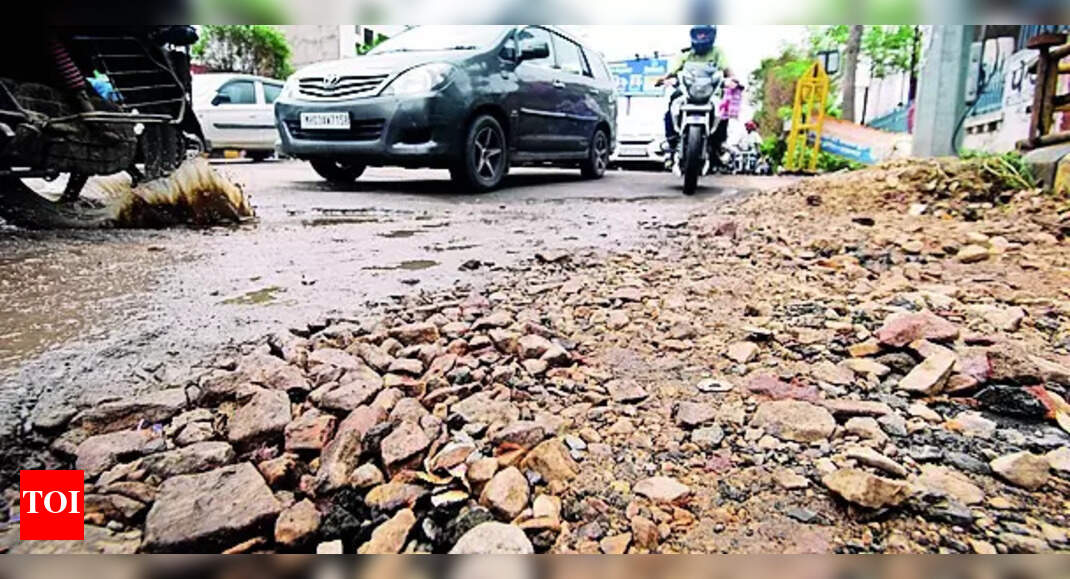 Roads: Poor Road Conditions Plague Commuters in Prayagraj | Allahabad ...