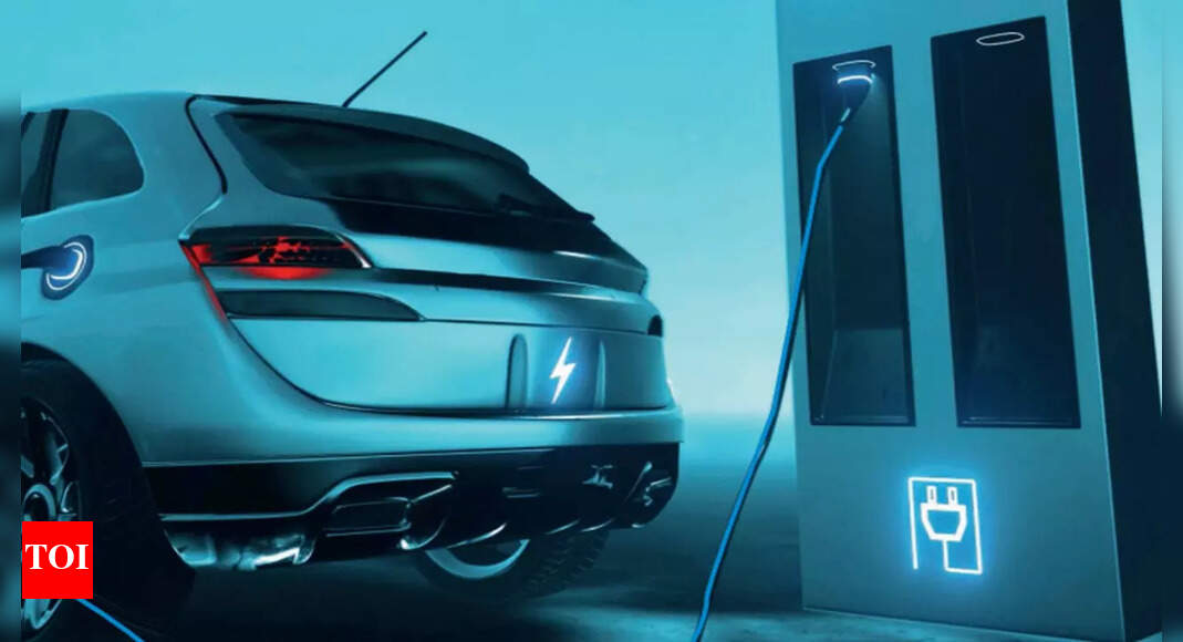 EVs hit five lakh mark in Maharashtra, rise 28% in 1 year; most are scooters | Mumbai News ...