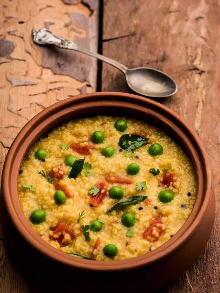 Khichdi On Saturdays? Know Why And Easy Steps To Make It At Home ...
