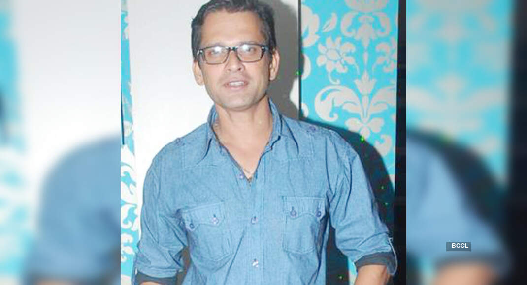 Sameer Dharmadhikari at Babloo Aziz cricket match in Mumbai.