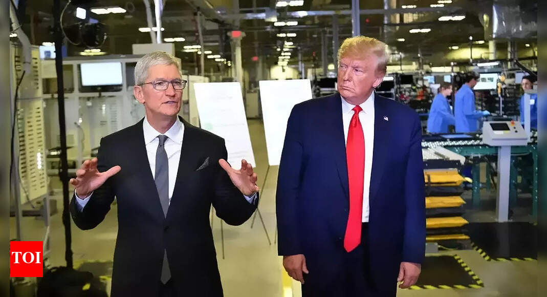 When Donald Trump spoke fondly about Apple CEO Tim Cook remembering his ...