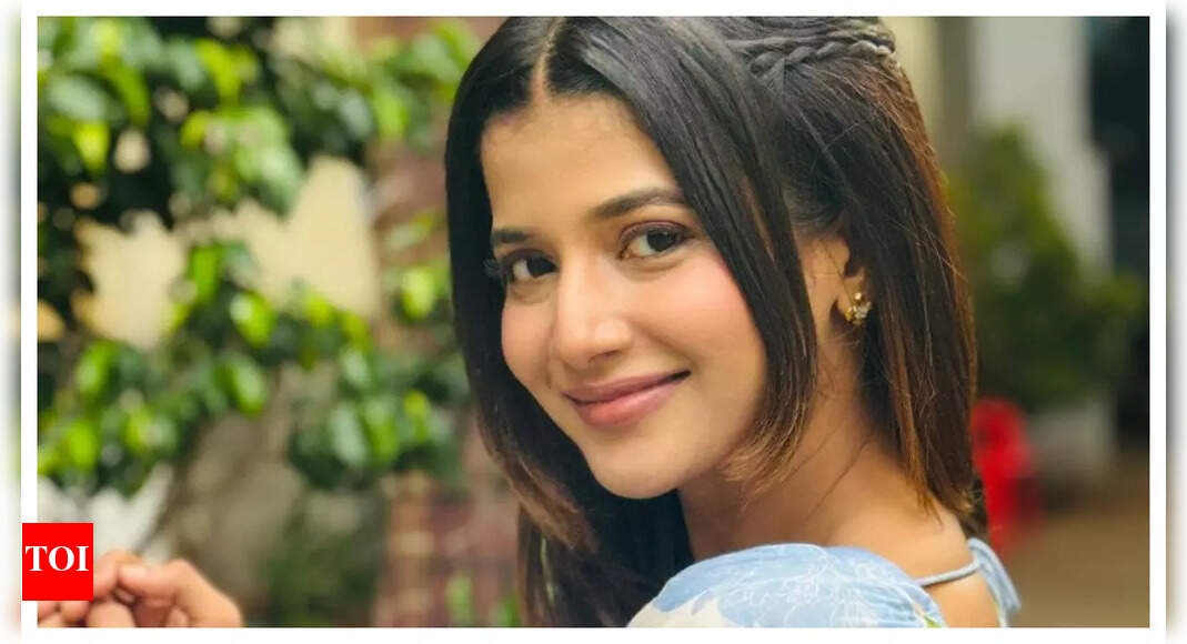 Samridhii Shukla spills secrets of her vanity room: 'Food basket ...