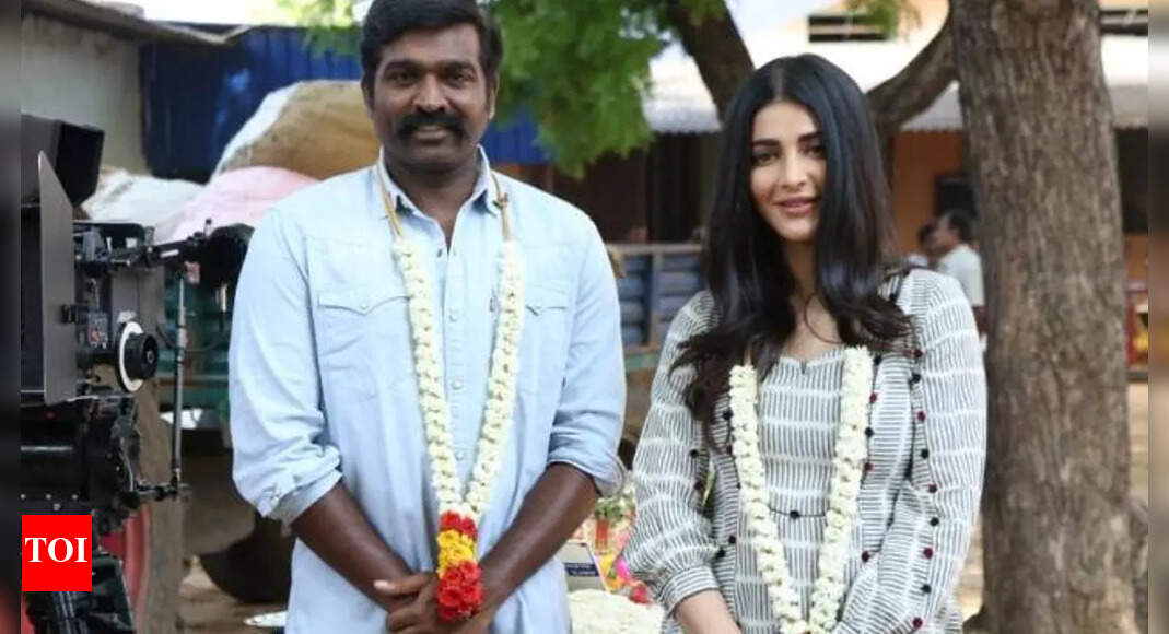 Thalapathy Vijay meets director Nithilan Swaminathan following ...