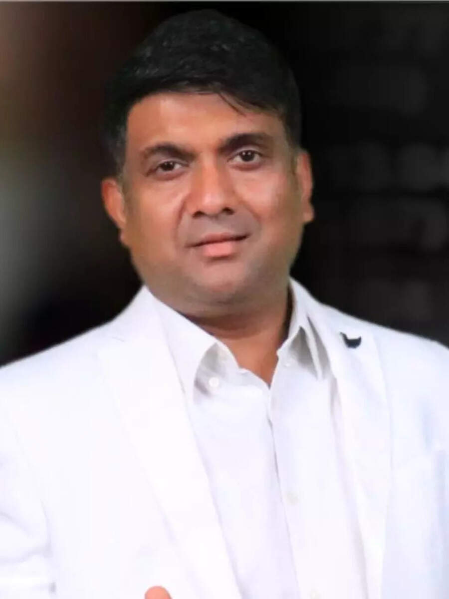 Mukul Agrawal Portfolio: 3 साल में पैसा डबल-ट्रिपल करने वाले शेयर! | ET ...