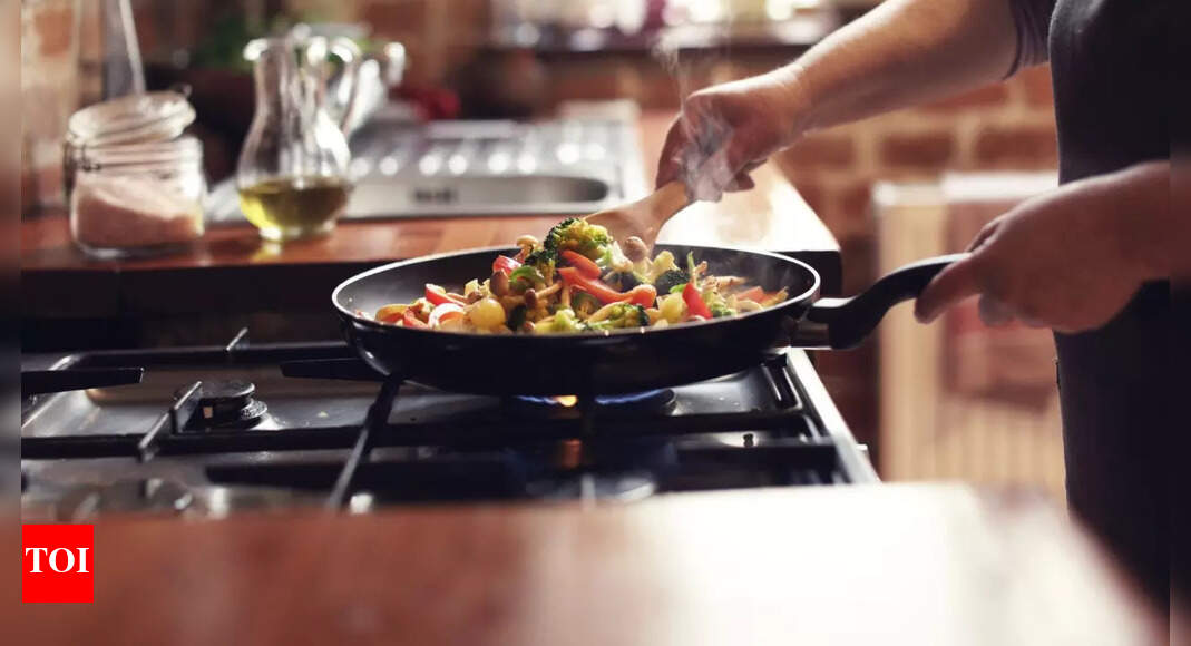Why Consuming Cooked Food Immediately is Important: WHO Report ...