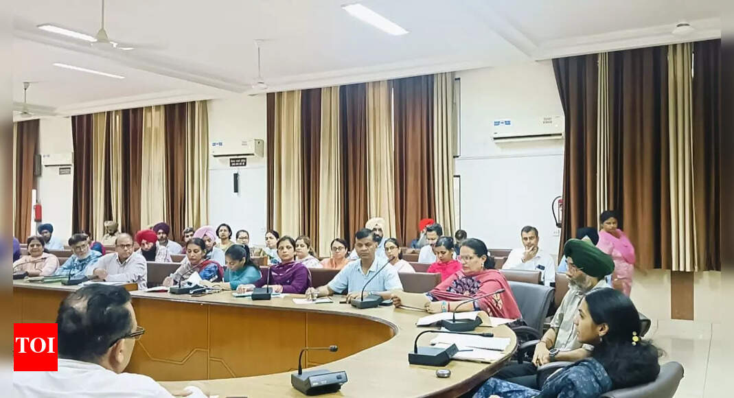 Bal Sansad: Bal Sansad in government schools to develop leadership ...