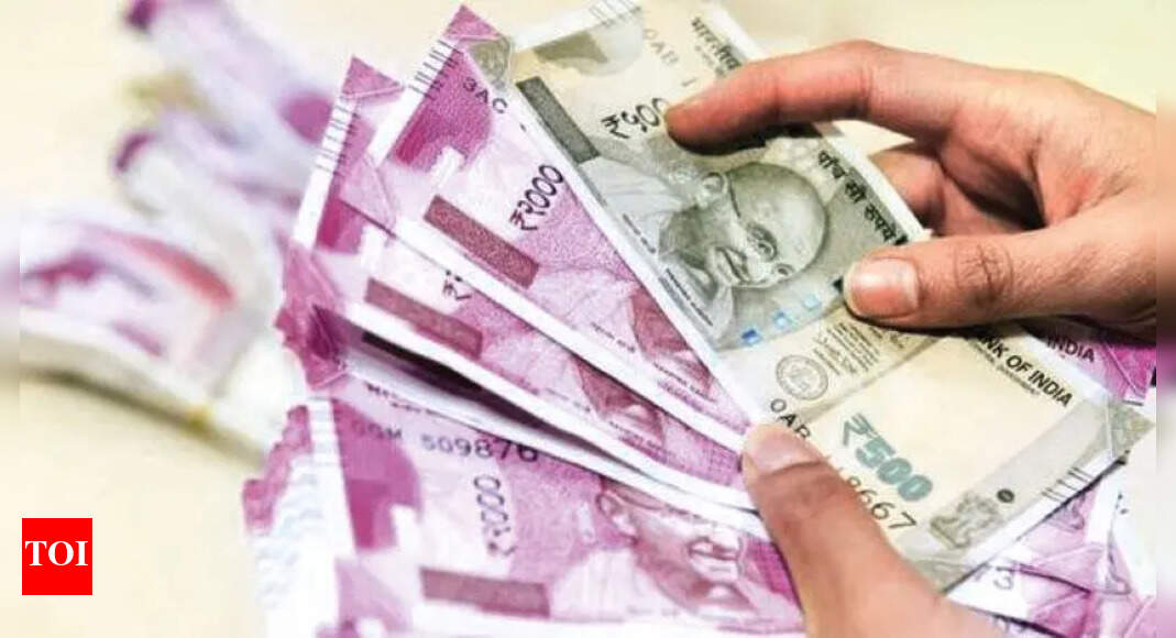 Bank Loan Fraud: Textile co head arrested for diverting 975cr bank ...