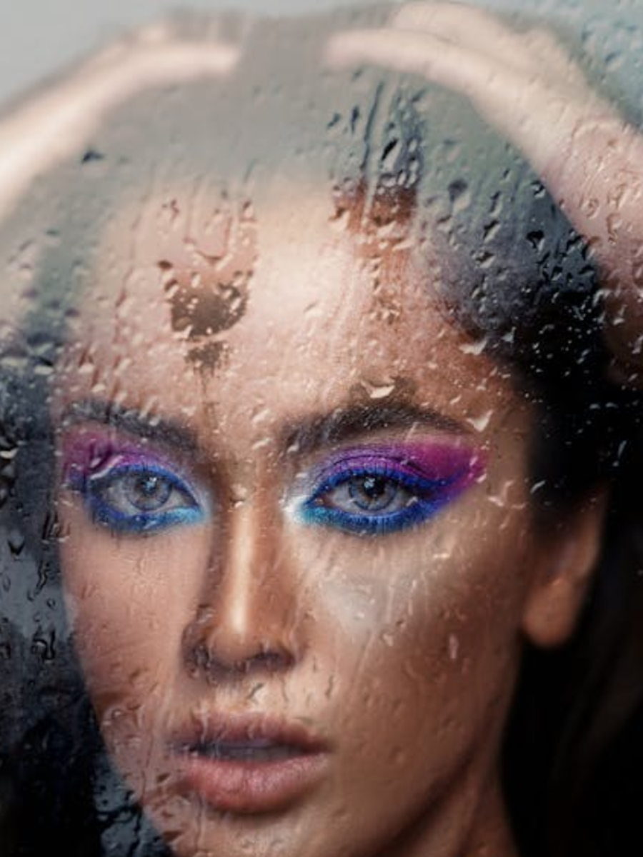 Step-By-Step Guide On How To Do Full Glam Makeup | Times Now