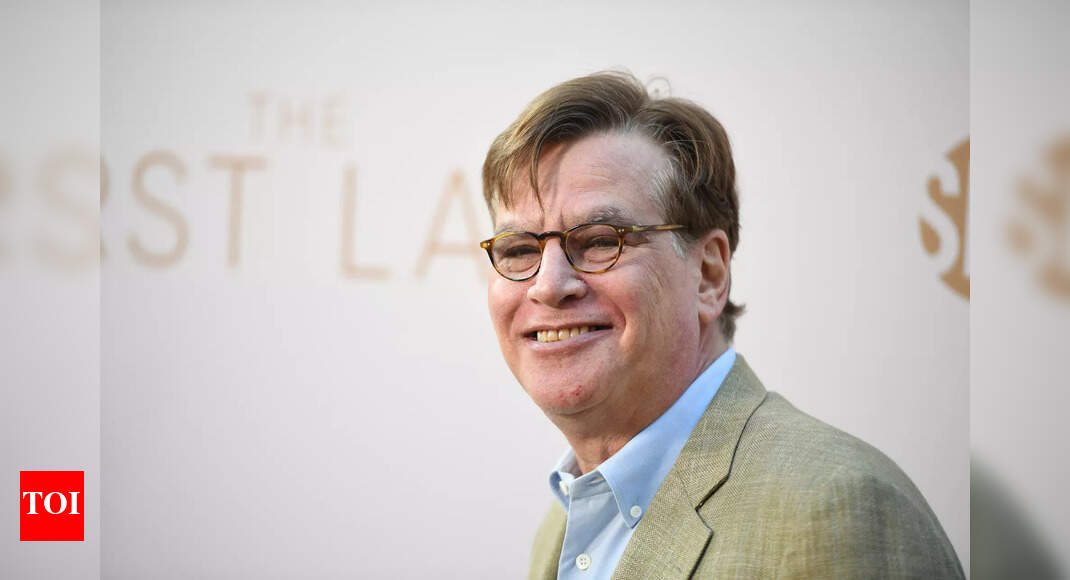Aaron Sorkin: West Wing's Aaron Sorkin's wild Hail Mary for Democrats ...