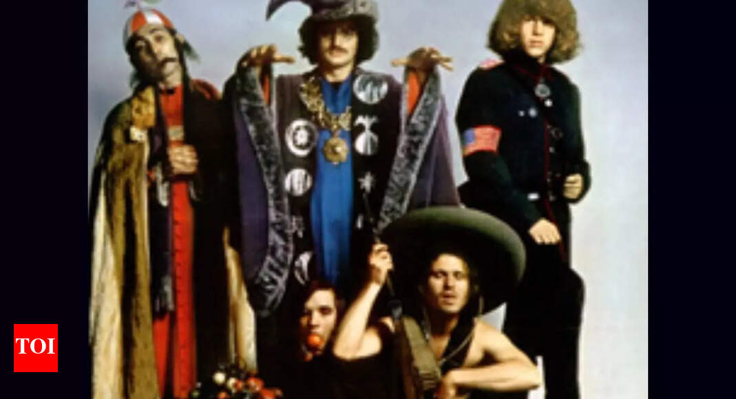 'The ‘Fish’ Cheer/I-Feel-Like-I’m-Fixin’-to-Die Rag': Country Joe and ...