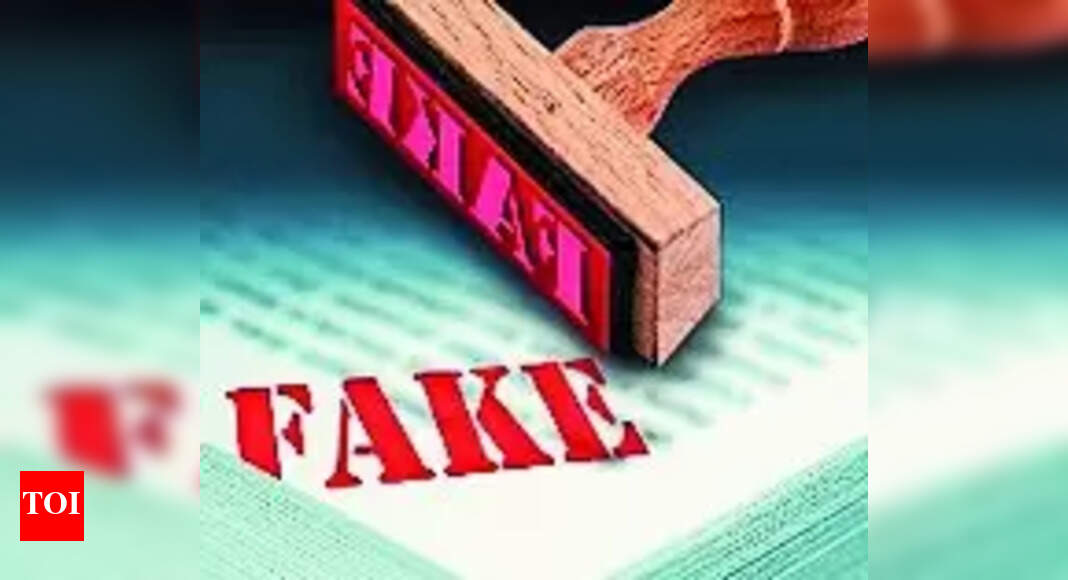 Fake Apple: CCB seizes fake Apple products and cables worth ₹14L ...