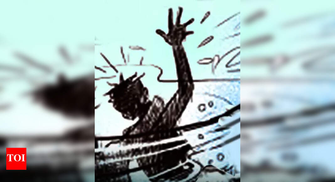 Kids Drown: Three children drown in pond while bathing | Bhopal News ...