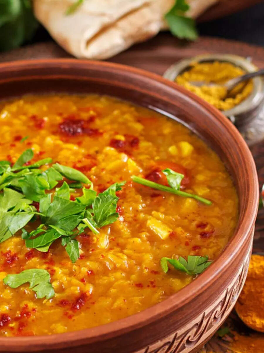 Gujarati Khatti Meethi Dal, A Sweet-Sour Dish To Level Up Your Meals ...