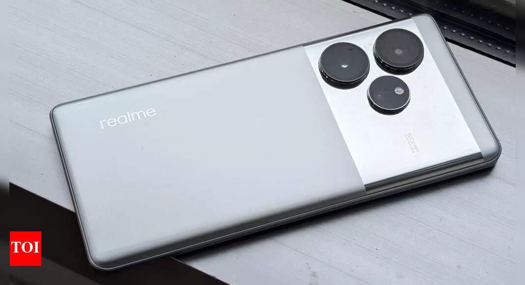 Realme GT 6 review: Flagship features at a mid-range price - Times of India
