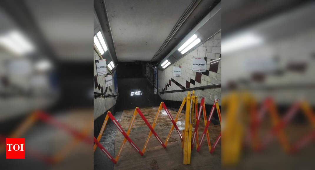 Sewer: Silted pores on brick sewer flooded metro station | Kolkata News ...