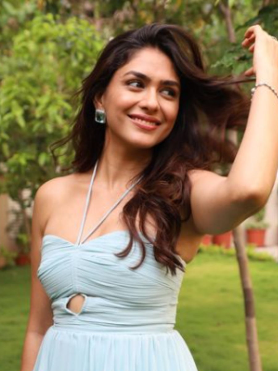 Mrunal Thakur looks adorable in her stunning blue dress | Times of India