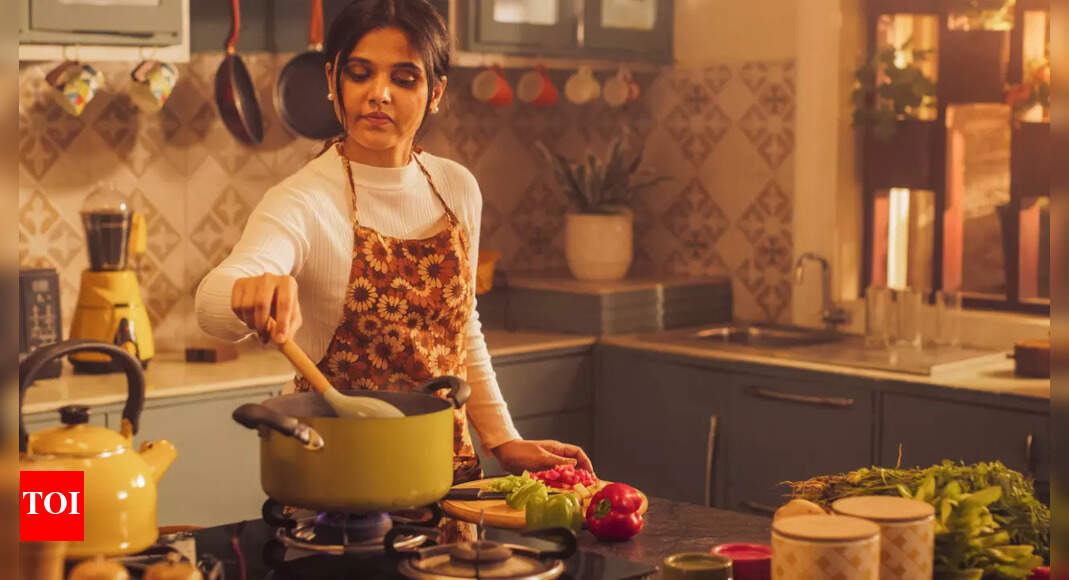 Simple and smart cooking tips and hacks to follow in kitchen - The ...