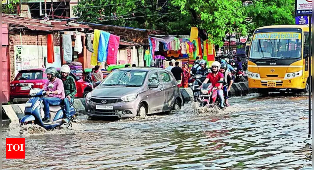 Waterlogged Streets: City residents struggle with waterlogged streets in Ranchi | Ranchi News ...