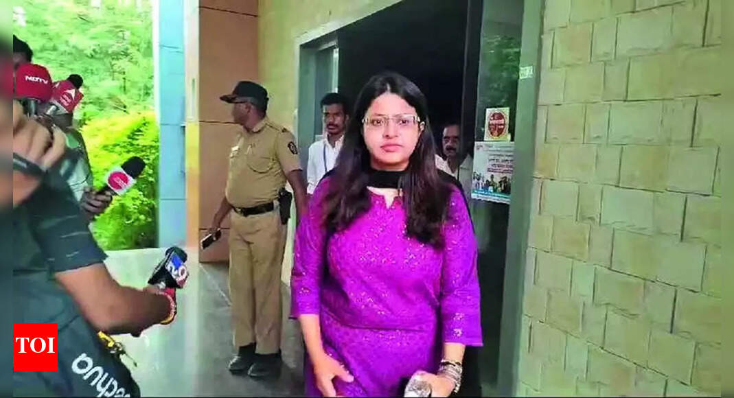 Delhi Police may send notice to IAS officer Puja Khedkar to join probe ...