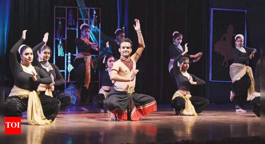 Dancing to their heart’s content | Events Movie News - Times of India