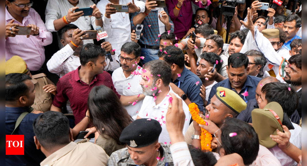 Rahul Gandhi appears in UP's Sultanpur Court in defamation case | India ...