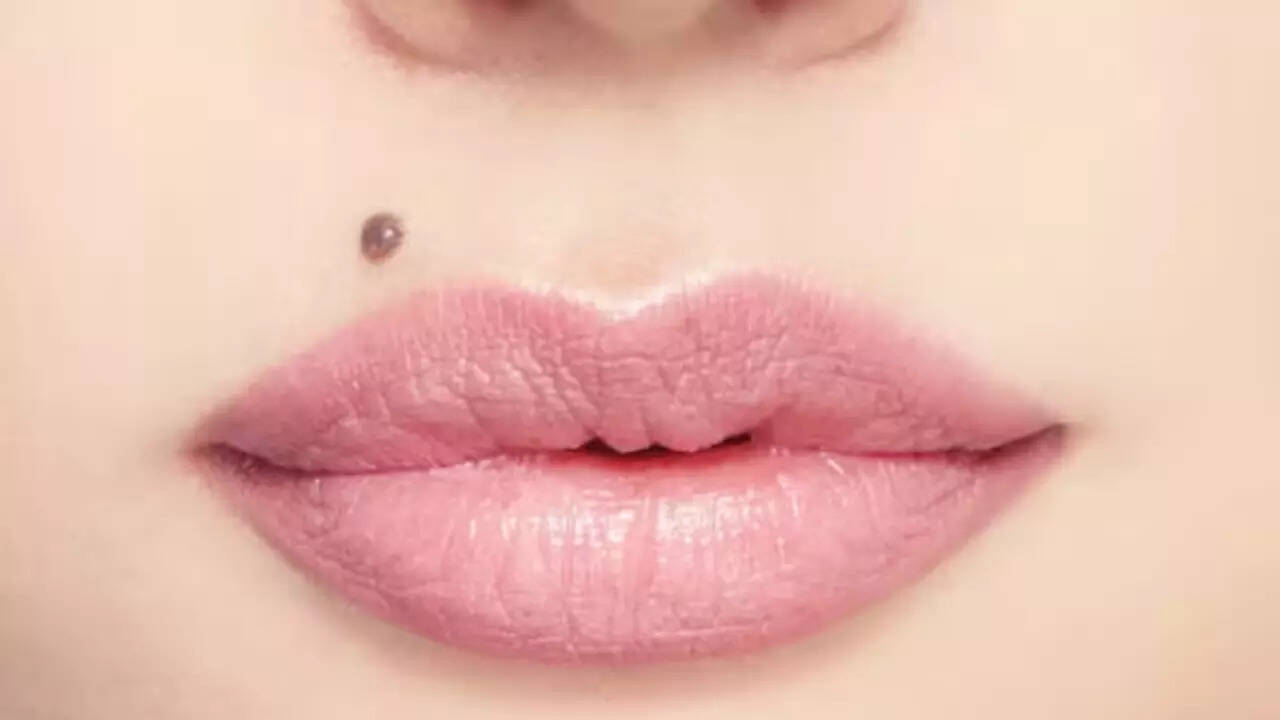 What Do Little White Spots On Your Lips Mean Spiritually - Infoupdate.org