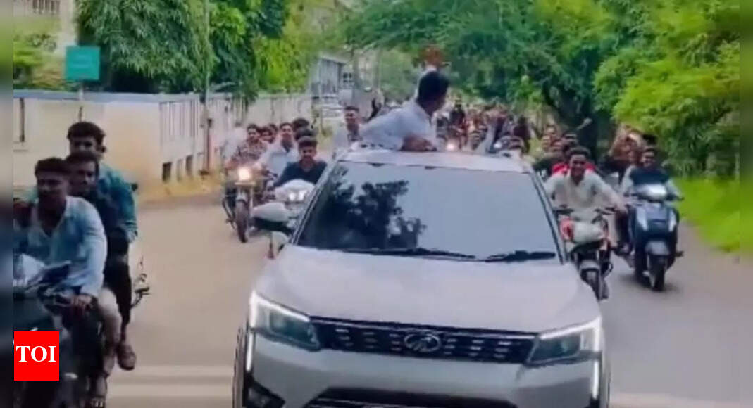 Freed Maharashtra gangster Harshad Patankar stages 'comeback rally ...
