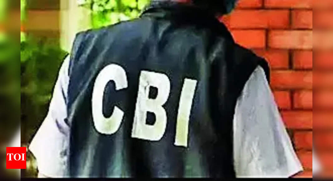 CBI: CBI registers FIR against Income Tax official for accepting 15,000 ...