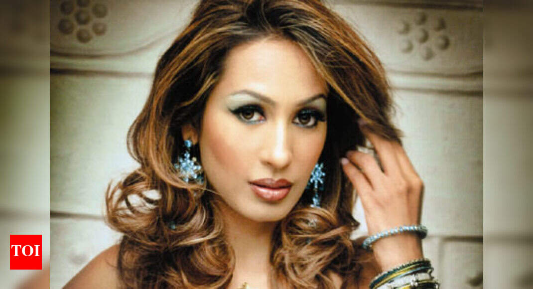 Krushna and I are BFFs who also sleep with each other: Kashmera - Times ...