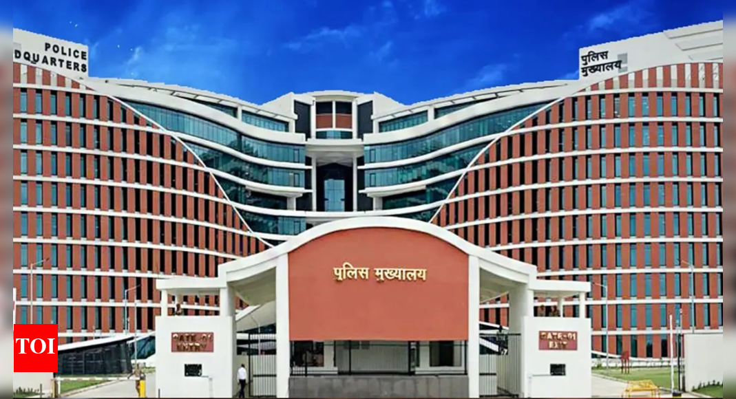 Commissionerate Building: Agra Commissionerate Building to Feature Hi ...