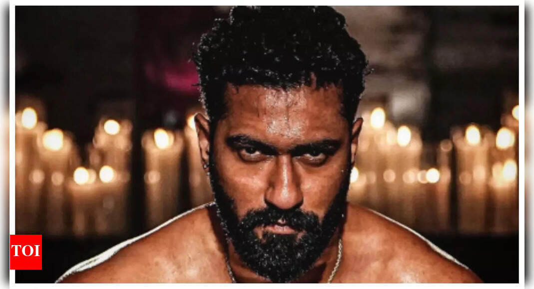 Vicky Kaushal shows off his muscular body in the latest picture, leaves ...