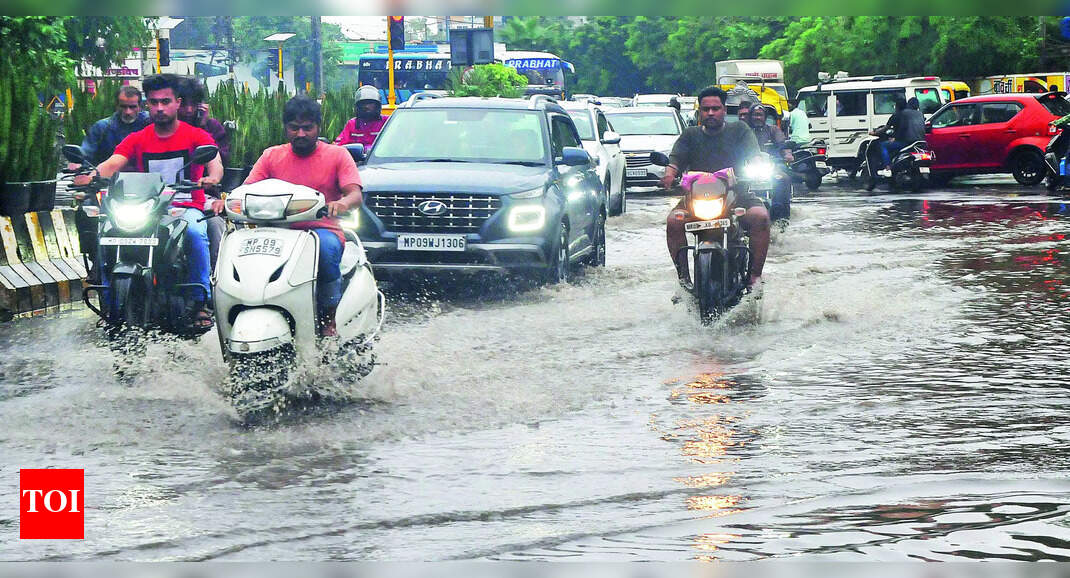Rain: Heavy Rainfall in Indore and Surrounding Areas | Indore News ...