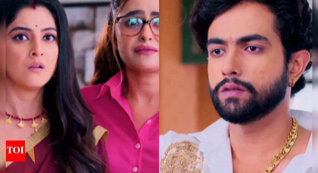 Kon Gopone Mon Bhesheche: Rohini comes back home with Mandar - Times of ...