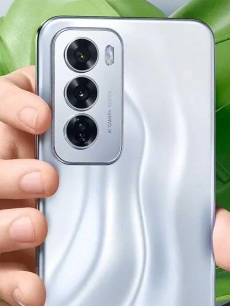 5 Best AI Phones Under Rs 35000 In July 2024: Oppo Reno 12, Realme GT ...
